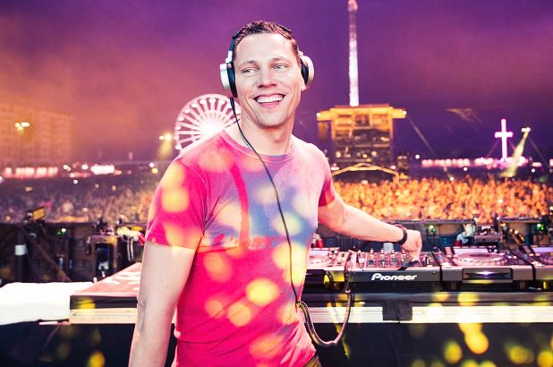 Tiësto presentó su remix a ‘Pepas’ del puertorriqueño Farruko - Beat 100.9 Tiësto presentó su remix a ‘Pepas’ del puertorriqueño Farruko - Beat 100.9